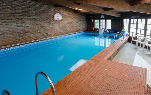 Swimway In Kew Gardens | Checkaclub